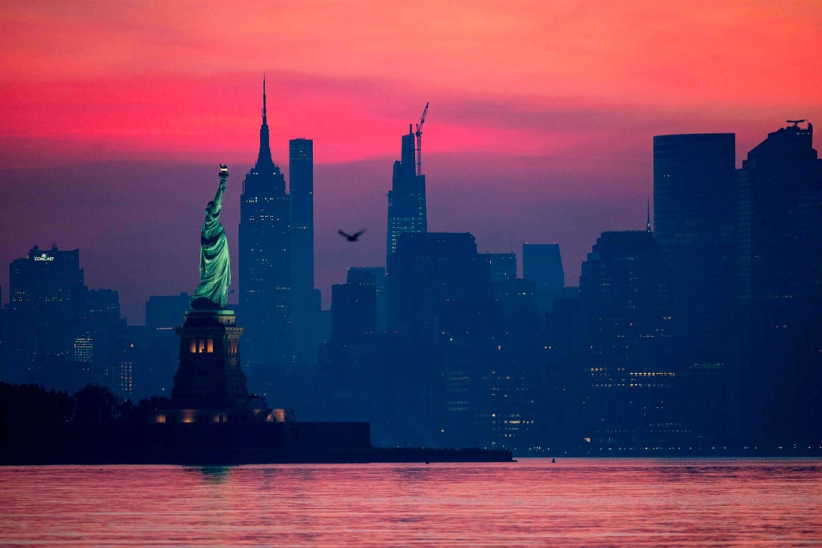 Trump retweets call to let ‘Democrat cities rot’ over video of NYC ...