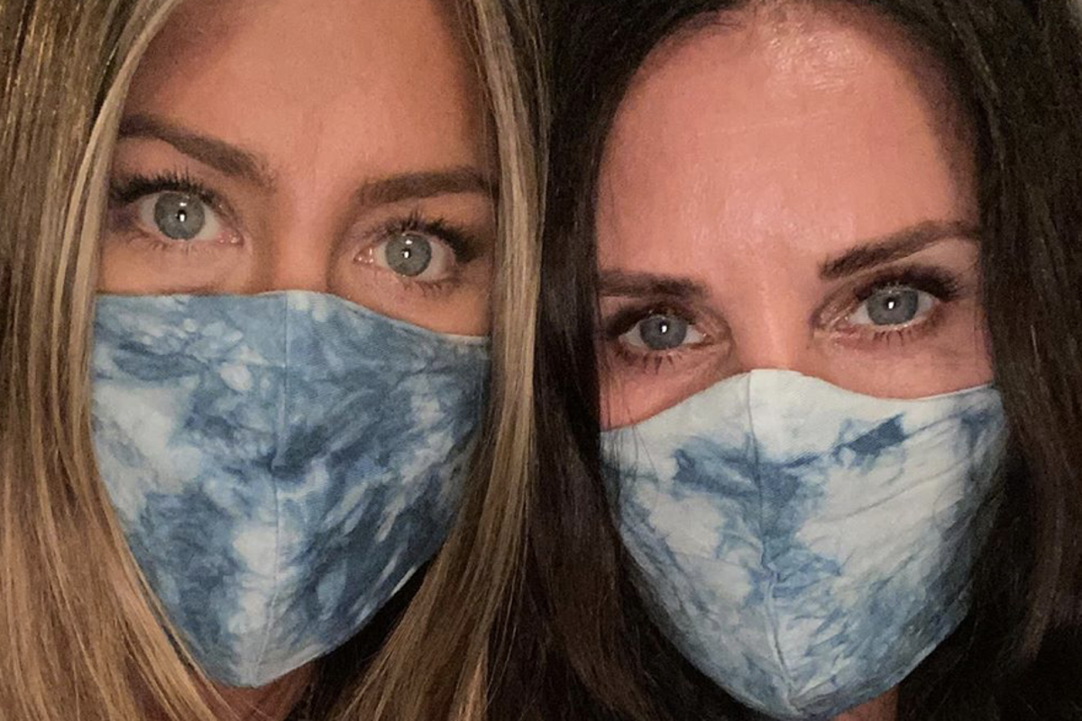 ‘This is Covid’: Jennifer Aniston urges fans to wear masks as she ...