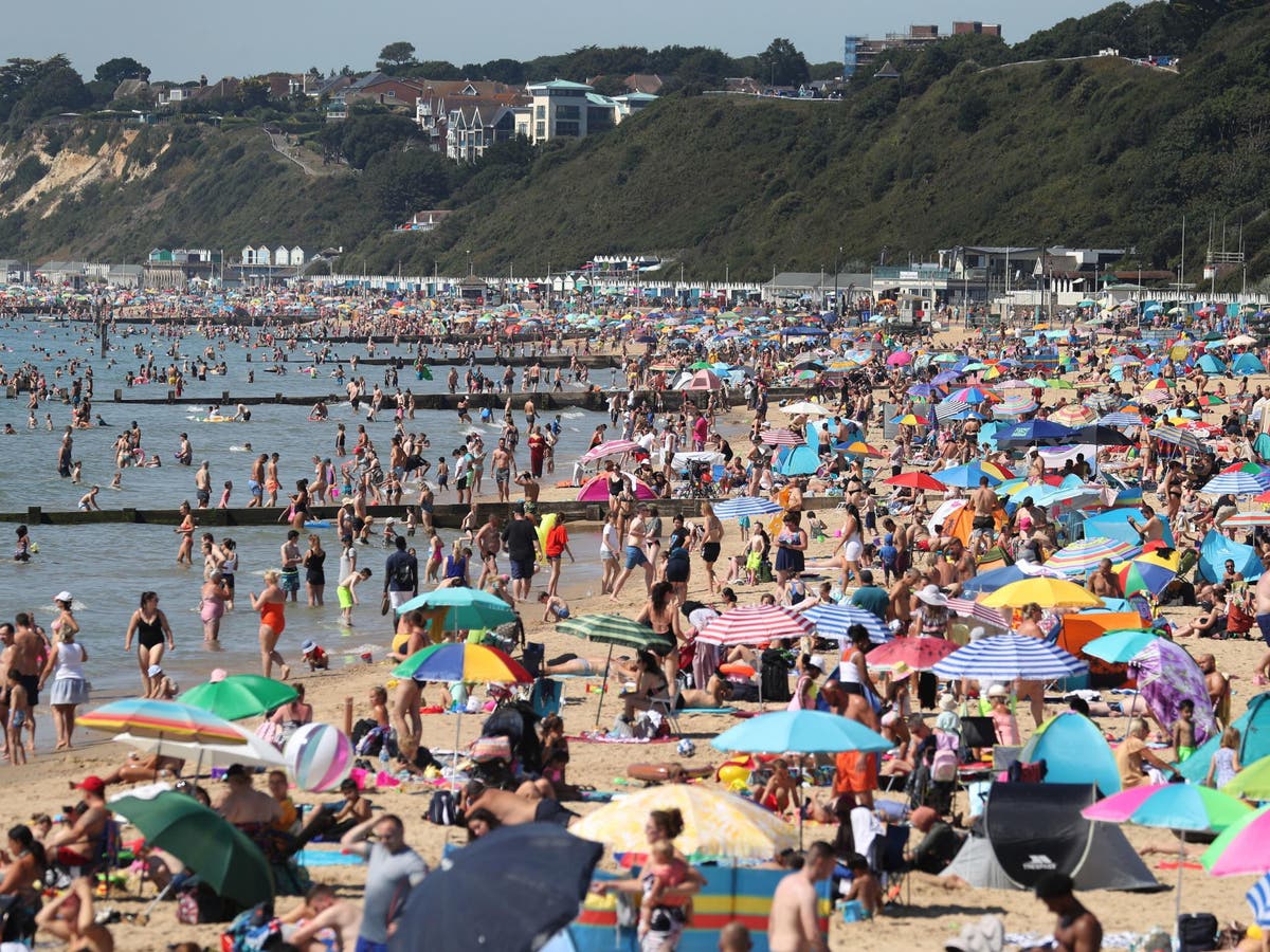 UK weather news live: Latest forecast as Met Office says temperatures ...