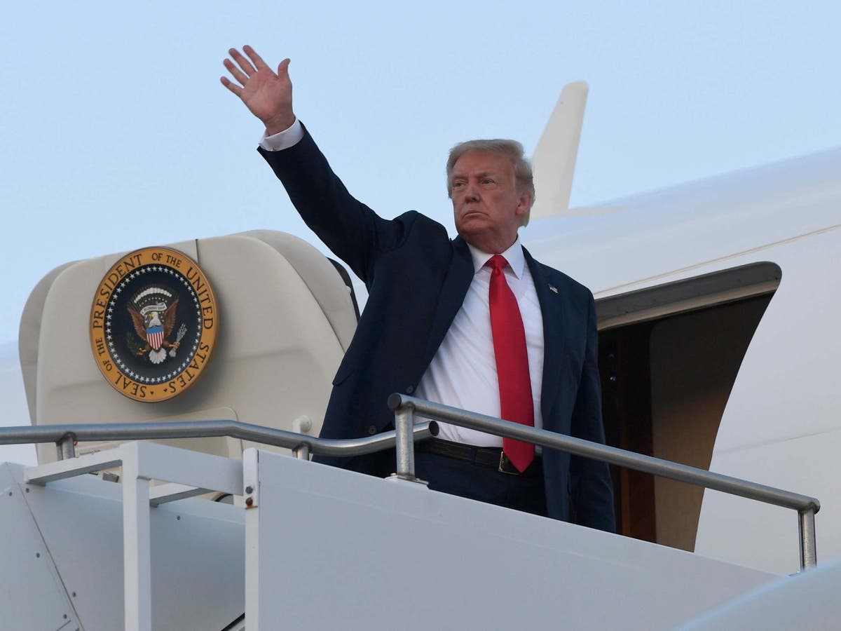 Trump news live: Latest 2020 election updates as president threatens ...