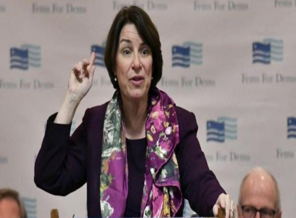 Amy Klobuchar went barefoot for her virtual Democratic National ...