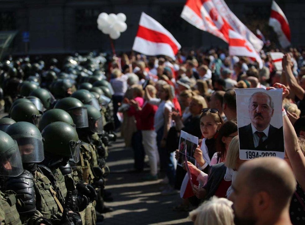 Belarus protests: Tens of thousands defy Lukashenko regime’s warning to ...