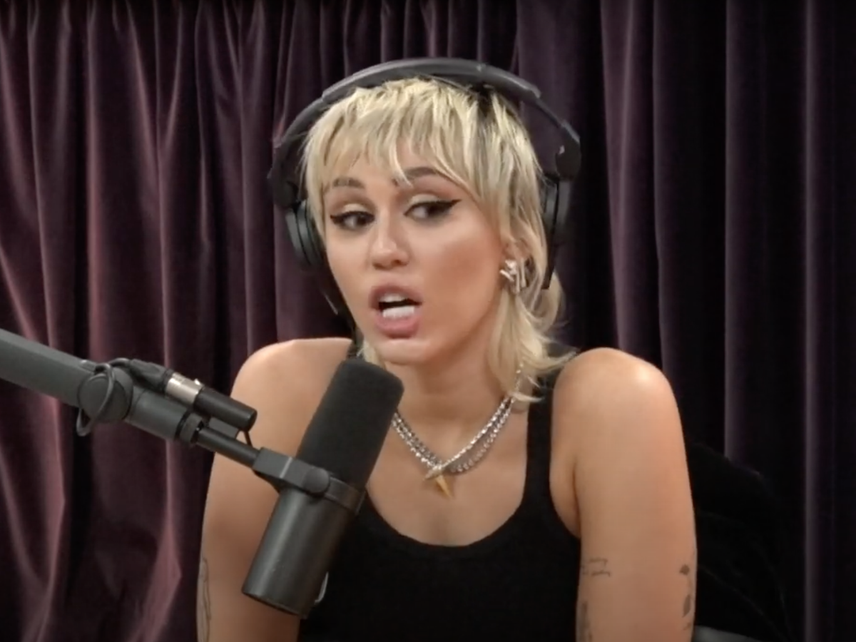 Miley Cyrus has perfect comeback to Joe Rogan’s Drag Race diss | The ...