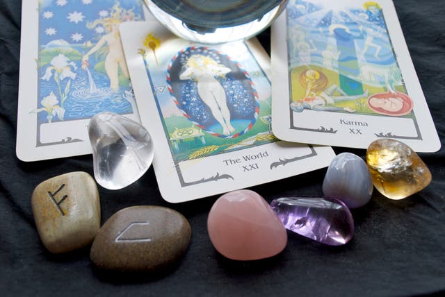 Didn’t see that coming: Fortune tellers accused of stealing almost ...